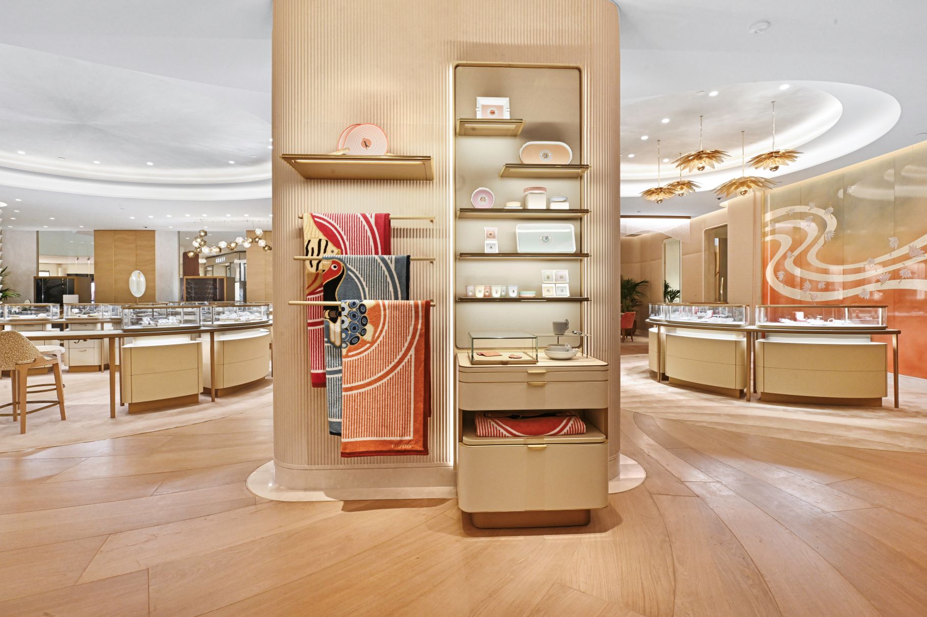 Cartier Unveils Stunning South Coast Plaza Boutique – Dickinson Cameron